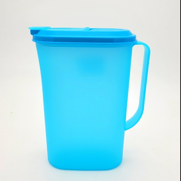 Tupperware | Kitchen | Tupperware Blue Kitchen Drink Pitcher | Poshmark